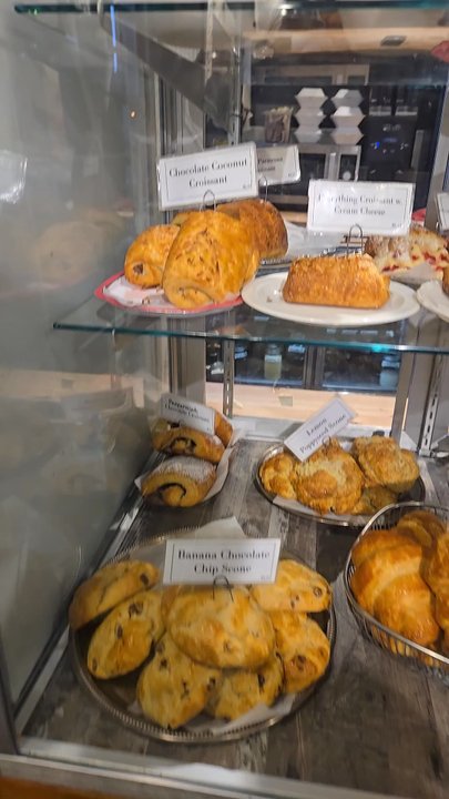 ROOST COFFEE & MARKET - Updated October 2025 - 116 Photos & 110 Reviews ...