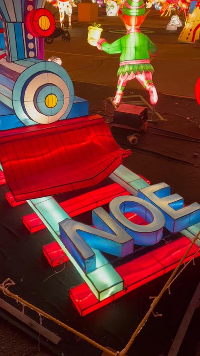 WOODSIDE SQUARE - Updated January 2026 - 134 Photos & 29 Reviews - 1571 ...