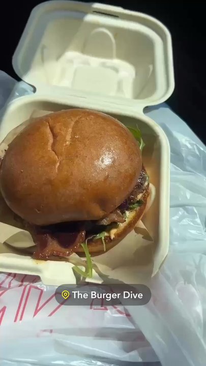THE BURGER DIVE - Updated August 2025 - 368 Photos & 696 Reviews - 114 ...