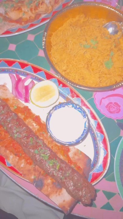 LEILA - Updated March 2025 - 1944 Photos & 522 Reviews - 3956 30th St ...