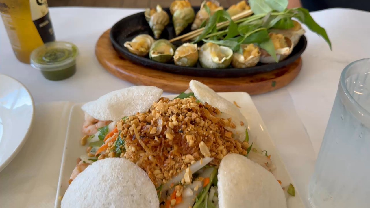 BIEN HEN RESTAURANT - Updated June 2025 - 2693 Photos & 984 Reviews ...