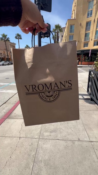 VROMAN’S BOOKSTORE - Updated September 2025 - 1428 Photos & 935 Reviews ...