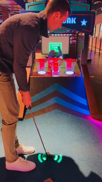 PUTTSHACK - EDINA - Updated December 2025 - 237 Photos & 69 Reviews ...