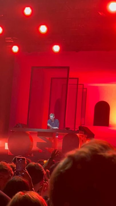 RADIUS - Updated October 2025 - 124 Photos & 78 Reviews - 640 W Cermak ...