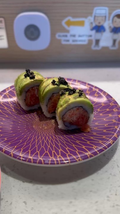 UZU REVOLVING SUSHI - Updated May 2025 - 572 Photos & 258 Reviews ...