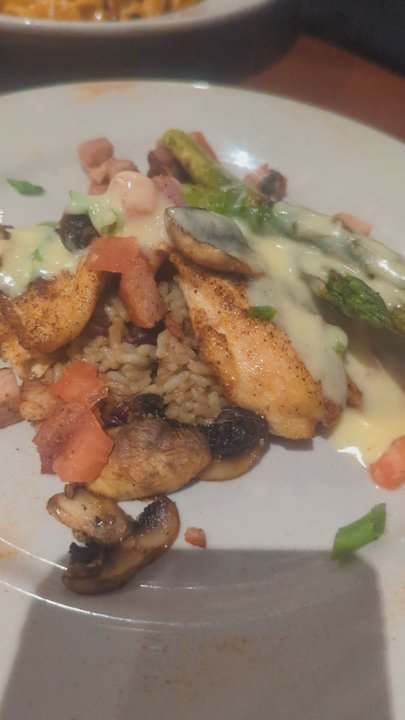 THE ELEVATOR BREWERY AND DRAUGHT HAUS - Updated July 2025 - 413 Photos ...