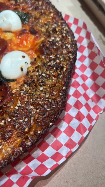 MILLY’S PIZZA IN THE PAN - Updated March 2025 - 13 Photos & 16 Reviews ...