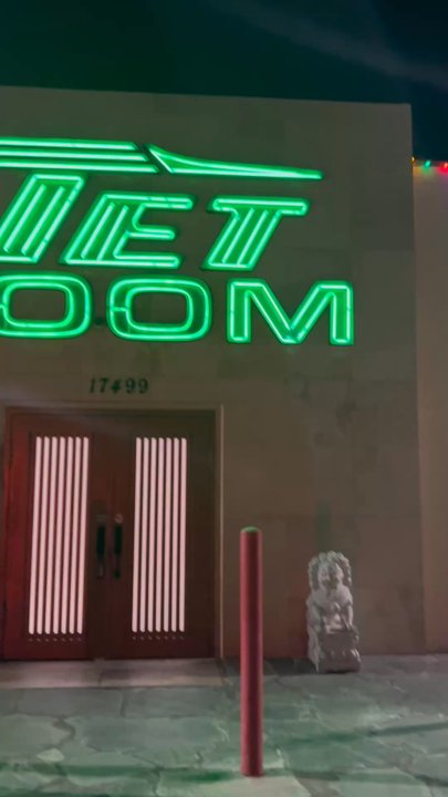 JET ROOM - Updated December 2025 - 98 Photos & 104 Reviews - 17499 ...