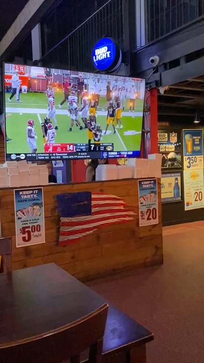 OVERTIME PIZZERIA AND SPORTS PUB - Updated May 2026 - 123 Photos & 264 ...