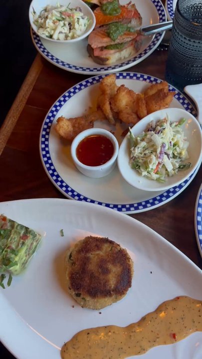 DUKE’S SEAFOOD GREENLAKE - Updated June 2026 - 598 Photos & 589 Reviews ...