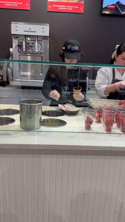 HAMPTON CHOCOLATE FACTORY - Updated April 2025 - 558 Photos & 217 ...