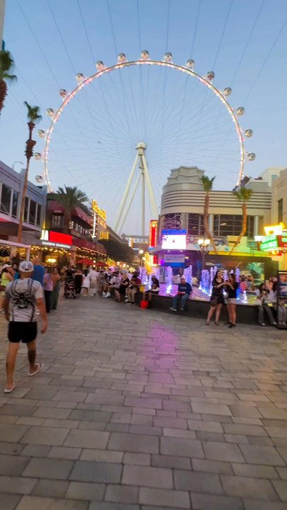 THE LINQ PROMENADE - Updated October 2025 - 1731 Photos & 444 Reviews ...