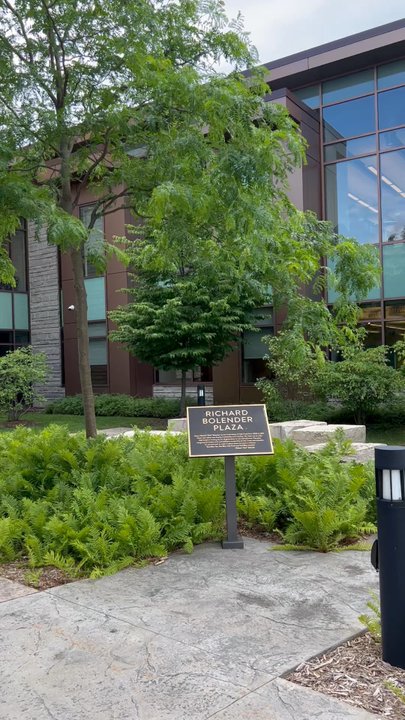 OAK CREEK PUBLIC LIBRARY - Updated December 2025 - 18 Photos - 8040 S ...