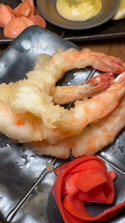 TOP ROE - Updated July 2025 - 155 Photos & 41 Reviews - 120 W 5th St ...