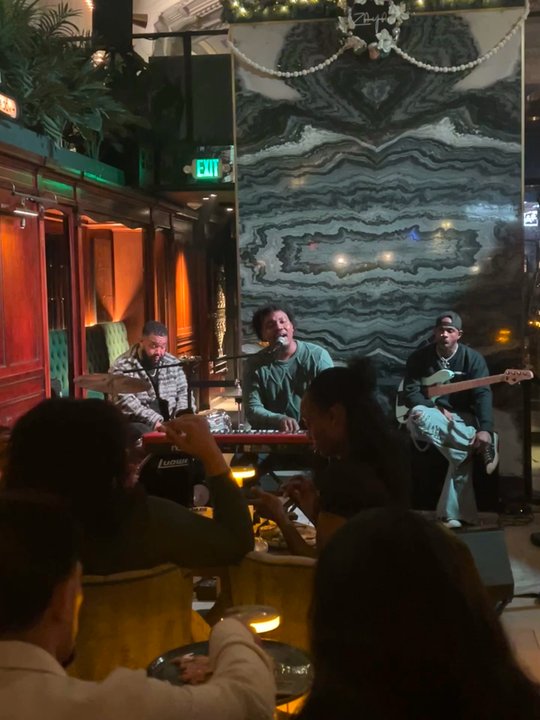 ZAYA - Updated January 2026 - 385 Photos & 300 Reviews - 515 W 7th St ...