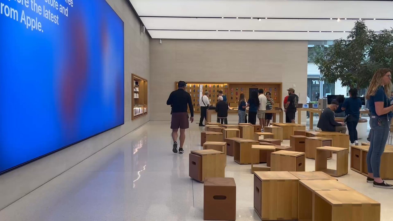 APPLE DOMAIN NORTHSIDE - Updated January 2026 - 142 Photos & 553 ...