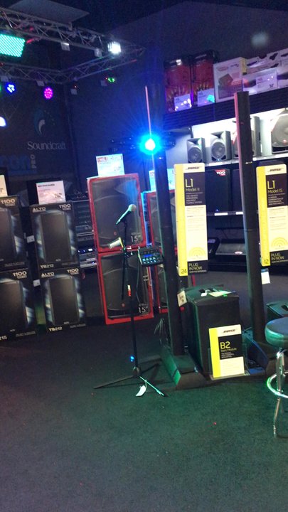 GUITAR CENTER - Updated December 2025 - 14 Reviews - 4448 W Kellogg Dr ...