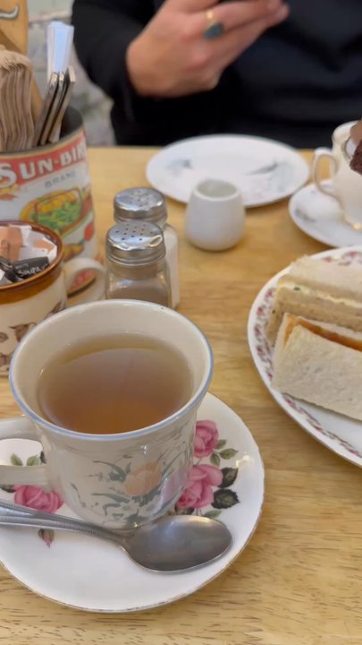 THE ENGLISH ROSE CAFE AND TEA SHOP - Updated April 2026 - 490 Photos ...