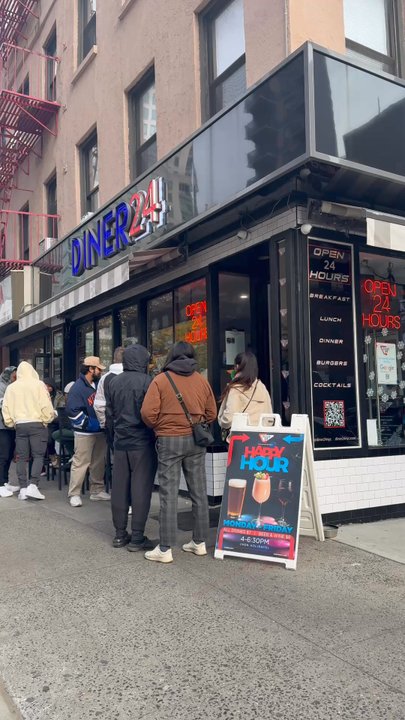 DINER 24 - Updated January 2026 - 535 Photos & 226 Reviews - 283 3rd ...