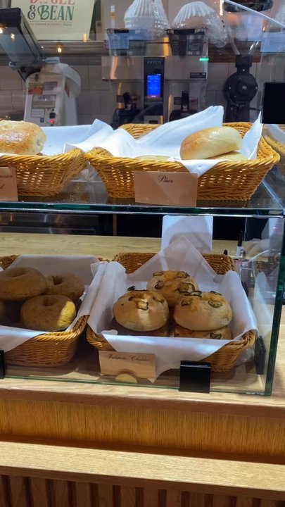 BAGEL & BEAN - Updated December 2025 - 111 W Jackson Blvd, Chicago, Illinois - Coffee & Tea ...