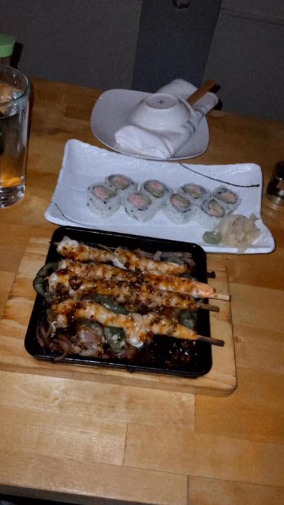 YELLOWTAIL SUSHI BAR AND ASIAN KITCHEN - Updated December 2025 - 344 ...