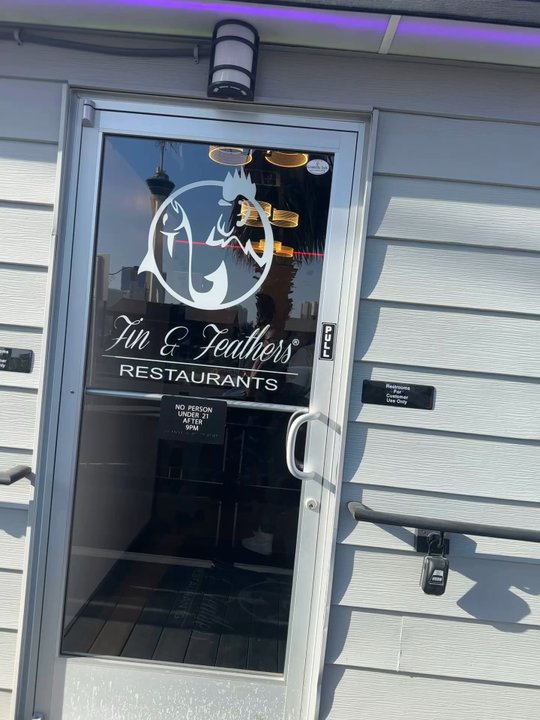 FIN & FEATHERS RESTAURANT - Updated July 2025 - 259 Photos & 226 ...