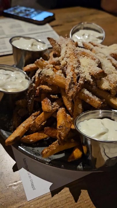 THE RED YETI - Updated March 2025 - 711 Photos & 588 Reviews - 256 ...