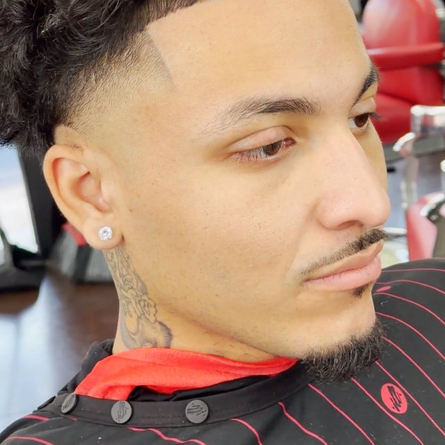 Stephen Marua Professional | Book Online with StyleSeat