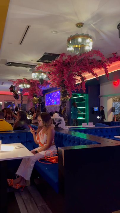 BATSÍ - Updated June 2025 - 383 Photos & 209 Reviews - 4075 Buford Hwy ...