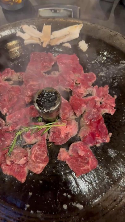 THE CAST IRON POT - Updated December 2025 - 1341 Photos & 954 Reviews ...