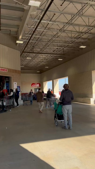 COSTCO - Updated December 2025 - 141 Photos & 45 Reviews - 2201A N IH ...