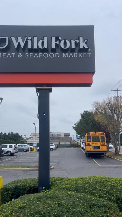 WILD FORK - NASSAU PLAZA - Updated December 2025 - 45 Photos & 15 ...