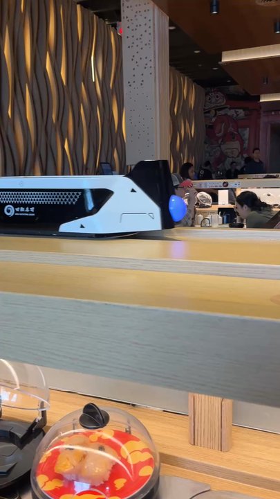 UZU REVOLVING SUSHI - Updated June 2025 - 584 Photos & 266 Reviews ...