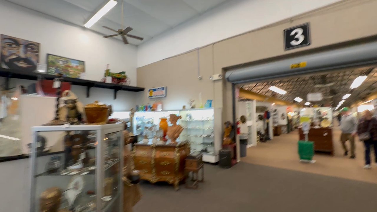 HEART OF OHIO ANTIQUE CENTER - Updated October 2025 - 205 Photos & 75 ...