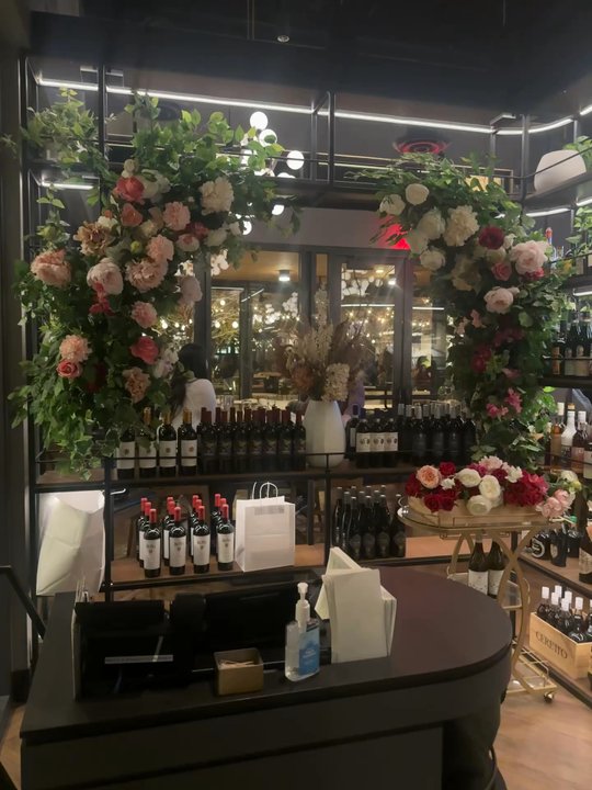 AMARI ITALIAN KITCHEN & WINE SHOP - Updated March 2026 - 1020 Photos ...