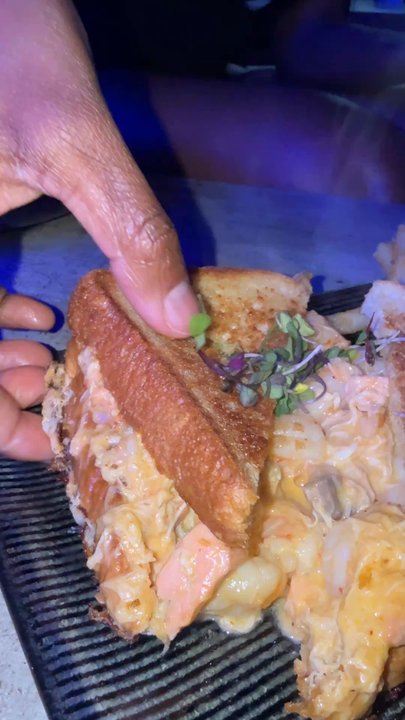 WEEZY’S - Updated September 2025 - 204 Photos & 82 Reviews - 200 ...