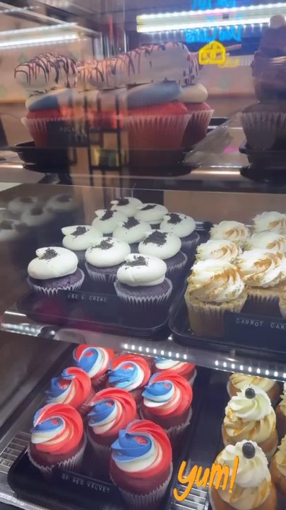 DOS CHRIS’ BAKERY & CHARCUTERIE - Updated August 2025 - 207 Photos ...