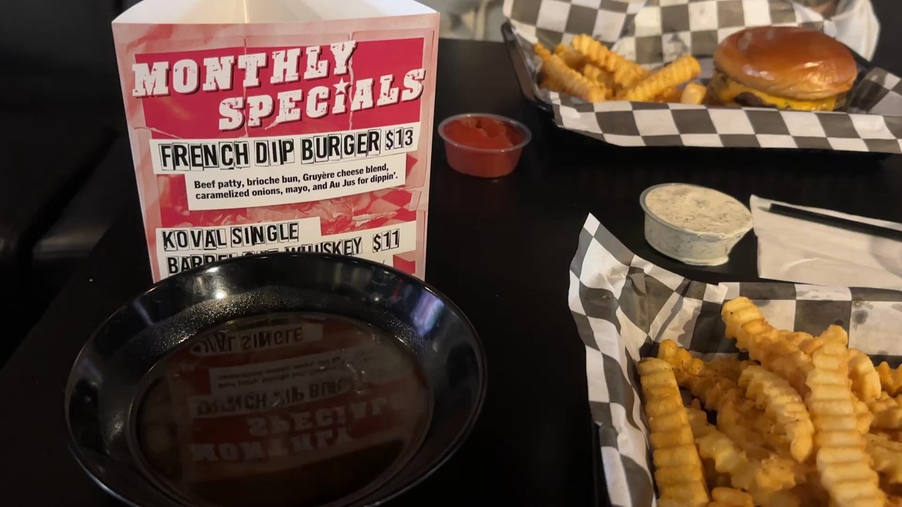 BURGER PUNK - BRITTON DISTRICT - Updated December 2025 - 52 Photos & 33 ...