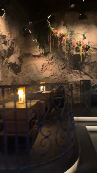 CAVEAU - Updated December 2025 - 73 Photos & 41 Reviews - 1 Cntr Plz ...