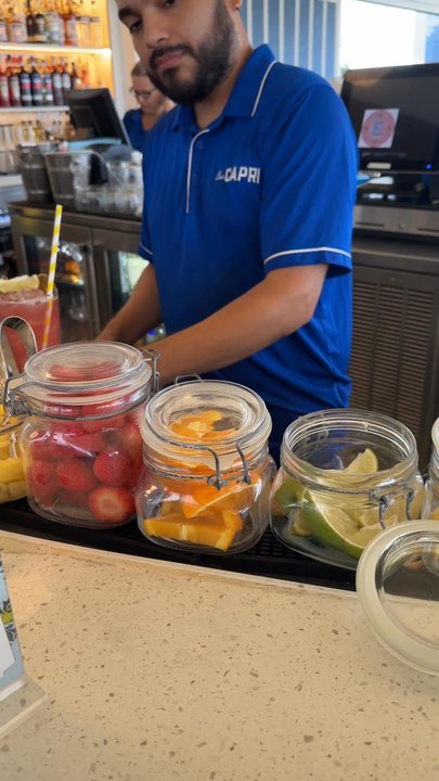 BAR CAPRI - Updated November 2025 - 146 Photos & 41 Reviews - 185 ...