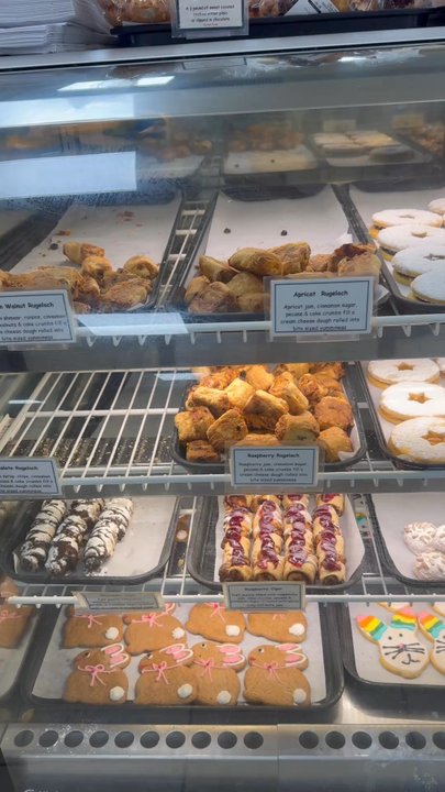 MORENO BAKERY - Updated December 2025 - 919 Photos & 821 Reviews - 737 ...