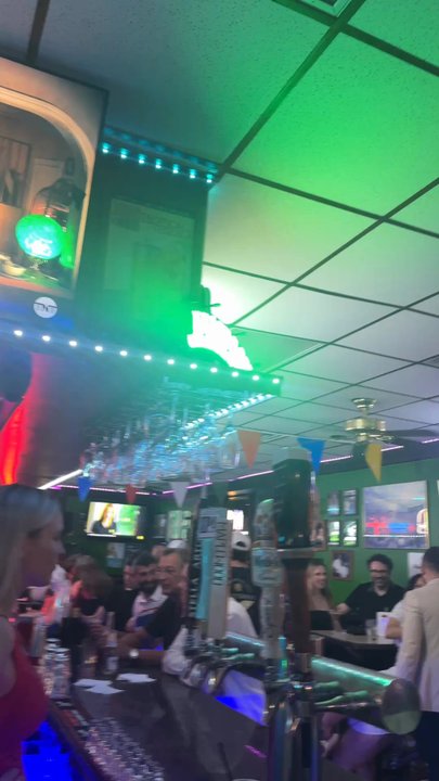 SNICKERS BAR & GRILL - Updated December 2025 - 135 Photos & 273 Reviews ...