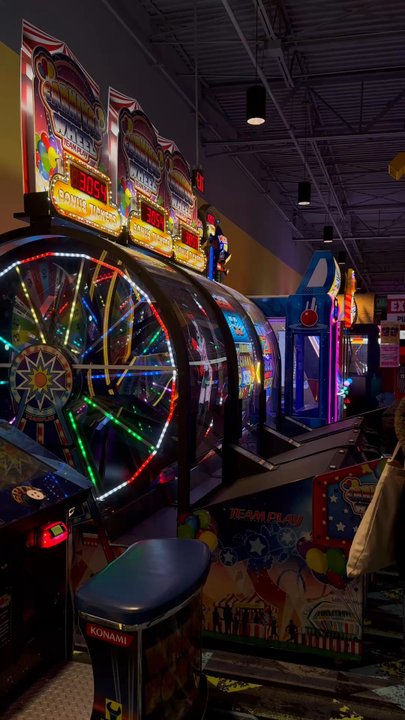 ROUND1 BOWLING & ARCADE - ELIZABETH - Updated December 2025 - 42 Photos ...