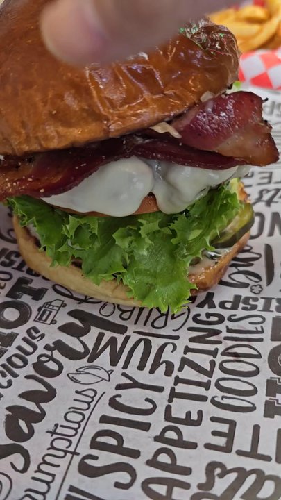 RED WAGON BURGER - Updated January 2026 - 111 Photos & 65 Reviews - 126 ...