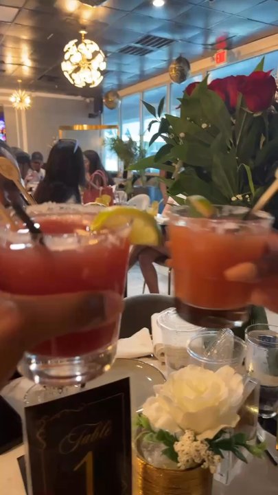 Table 22 - Trusted Since 2023 - Updated July 2025 - 213 Photos - 122 Reviews - 4924 E Busch Blvd ...