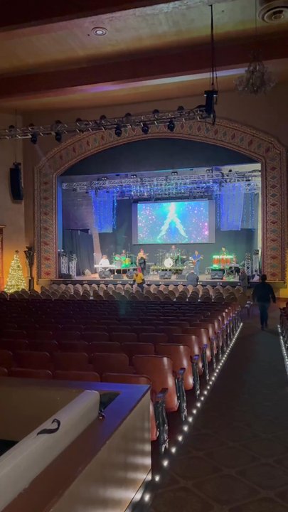 DES PLAINES THEATRE - Updated October 2025 - 220 Photos & 67 Reviews - 1476 Miner St, Des ...