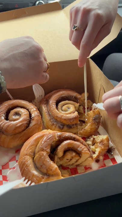 SEATTLE CINNAMON ROLL - Updated May 2025 - 214 Photos & 228 Reviews ...