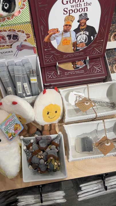 FIREWORKS GALLERY - Updated January 2026 - 248 Photos & 86 Reviews ...