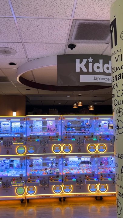 KIDDLETON - Updated May 2025 - 90 Photos & 49 Reviews - 335 E 2nd St ...