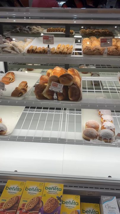 ROLY POLY BAKERY - Updated December 2025 - 356 Photos & 113 Reviews ...